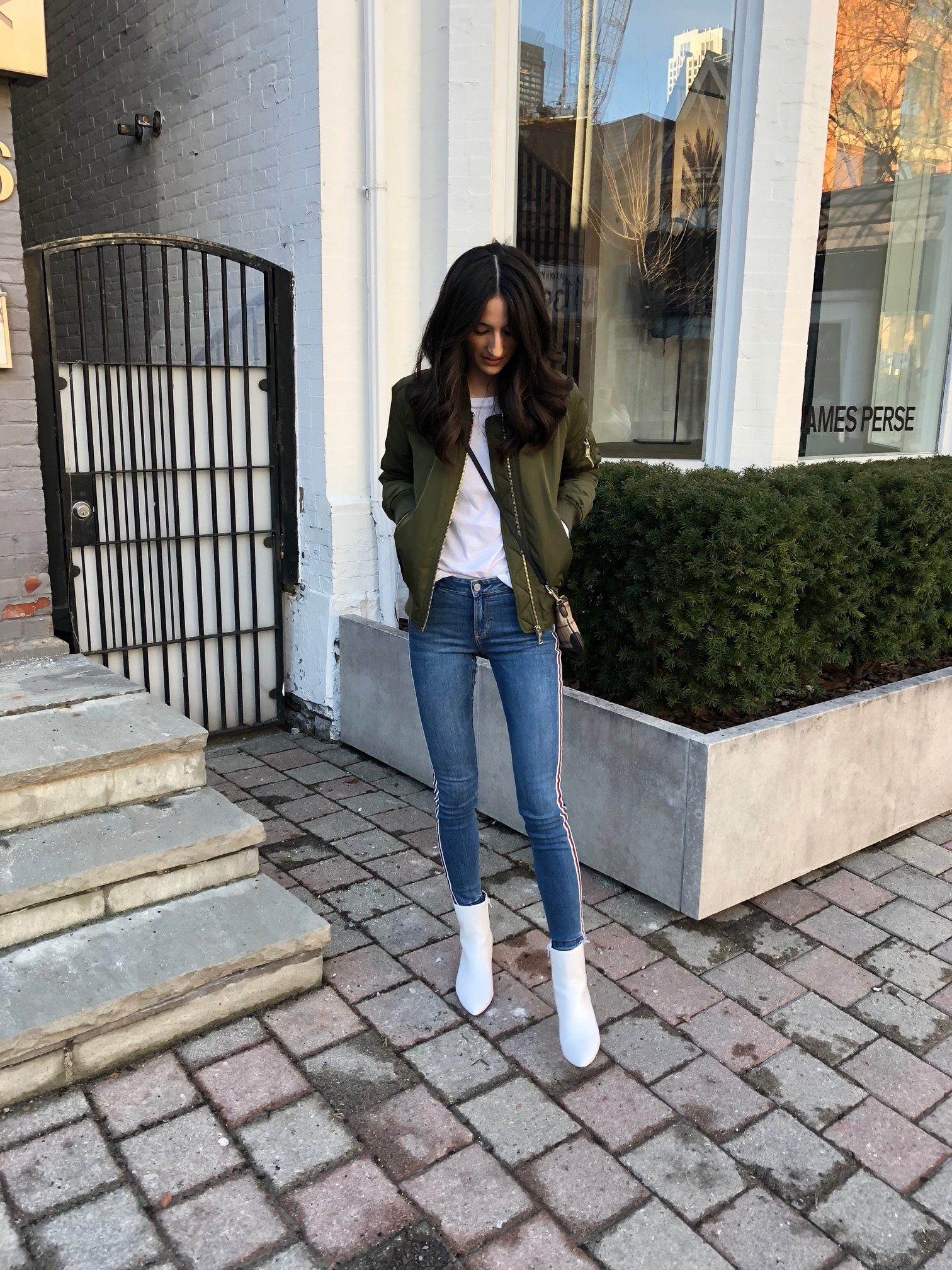 Street Style – Dressed to the Nineties